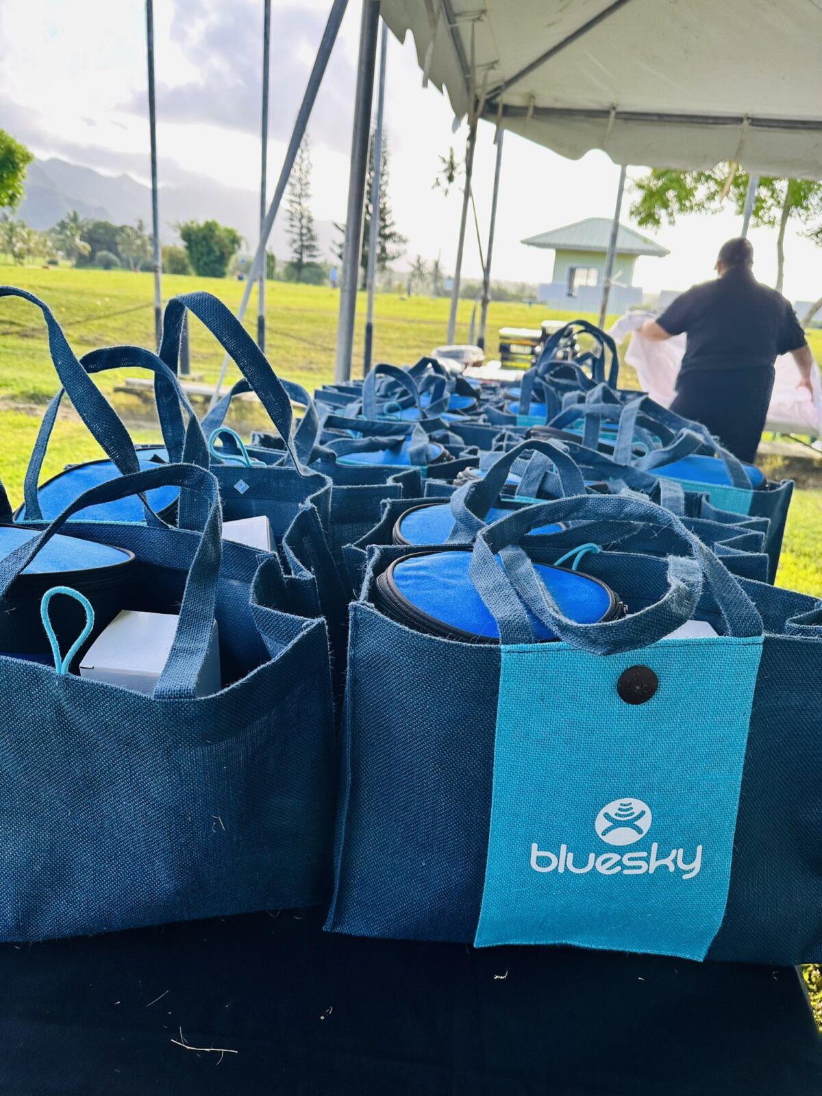 BLUESKY SPONSORS LIONS CLUB GOLF TOURNAMENT - Bluesky BLUESKY SPONSORS LIONS CLUB GOLF TOURNAMENT - Bluesky